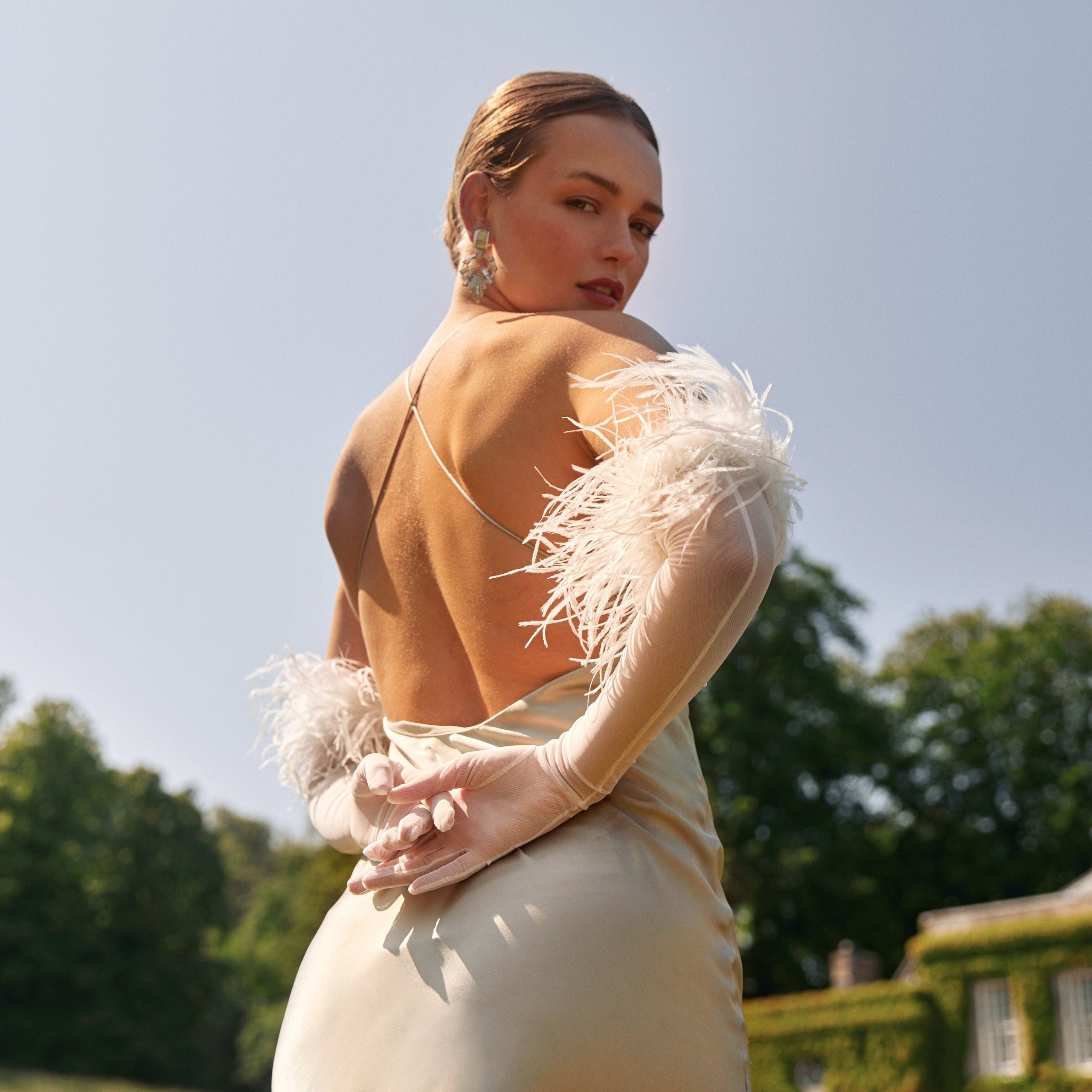 Tulle Opera Gloves with Feathers - Sofia – Cornelia James